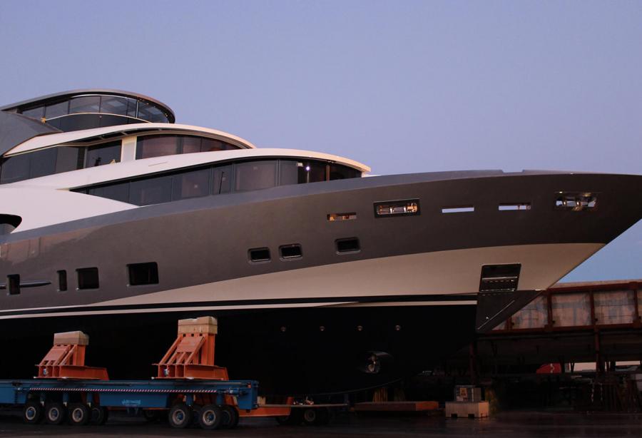 Couach Yachts launches first 4400 Fast Fly - Yacht Harbour