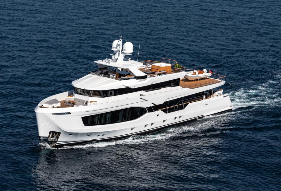 A Closer Look at 37XP – Numarine’s Impressive New Flagship - Yacht Harbour