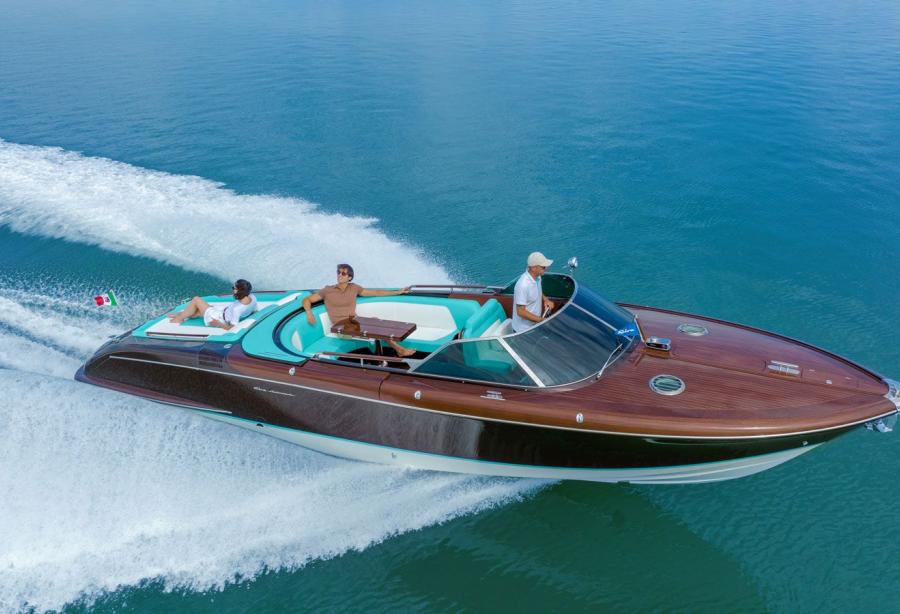 New 11m Riva Anniversario Model To Debut in Cannes - Yacht Harbour
