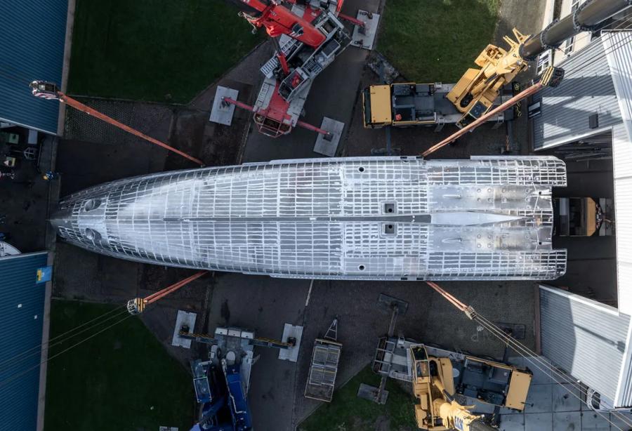Mulder Achieves Milestone: Hull of Latest Thirtysix Flipped - Yacht Harbour