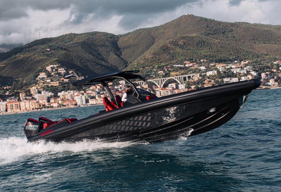 Skipper Power Boats Reach 60 Knots at Supermarine’s First Open House ...