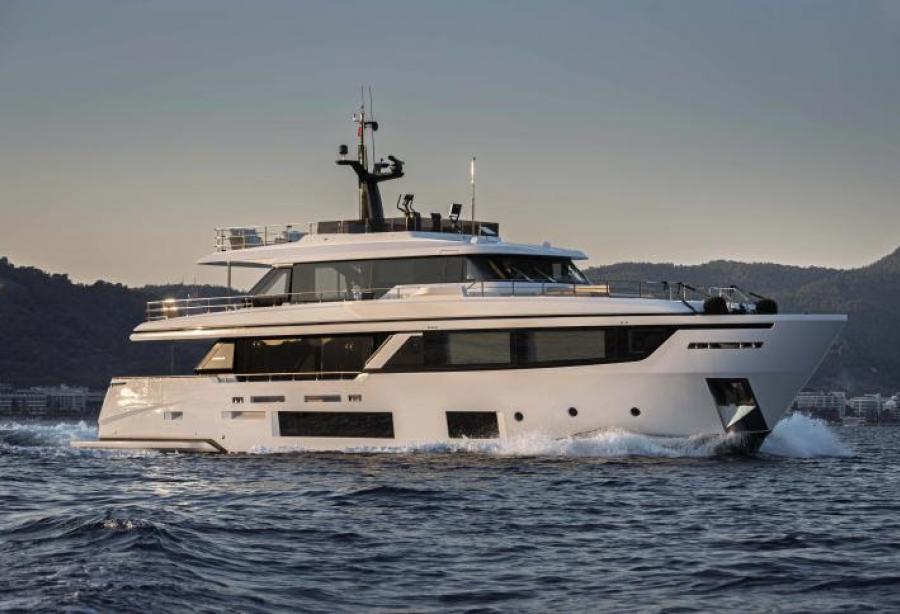 28m Custom Line Navetta 30 Belle Ile Now for Sale - Yacht Harbour