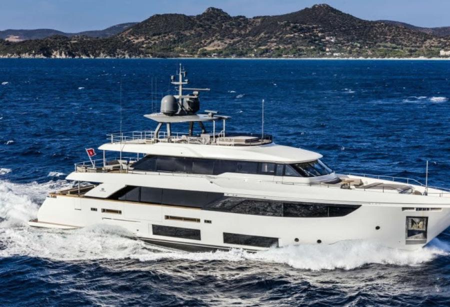Custom Line Navetta 33, Hull 35 Sold by Northrop and Johnson - Yacht ...