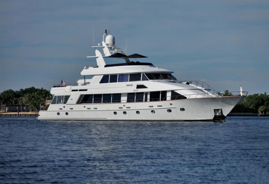 Motor yacht Inspired - Crescent Yachts - Yacht Harbour
