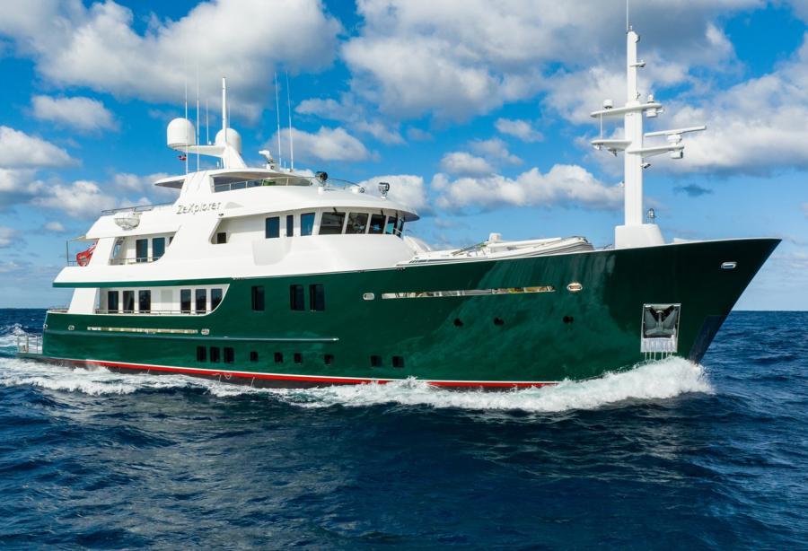 Motor yacht Arya - Newcastle Marine - Yacht Harbour