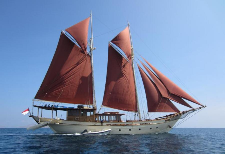 Sailing yacht Si Datu Bua - Konjo Boat Builders of Ara - Yacht Harbour