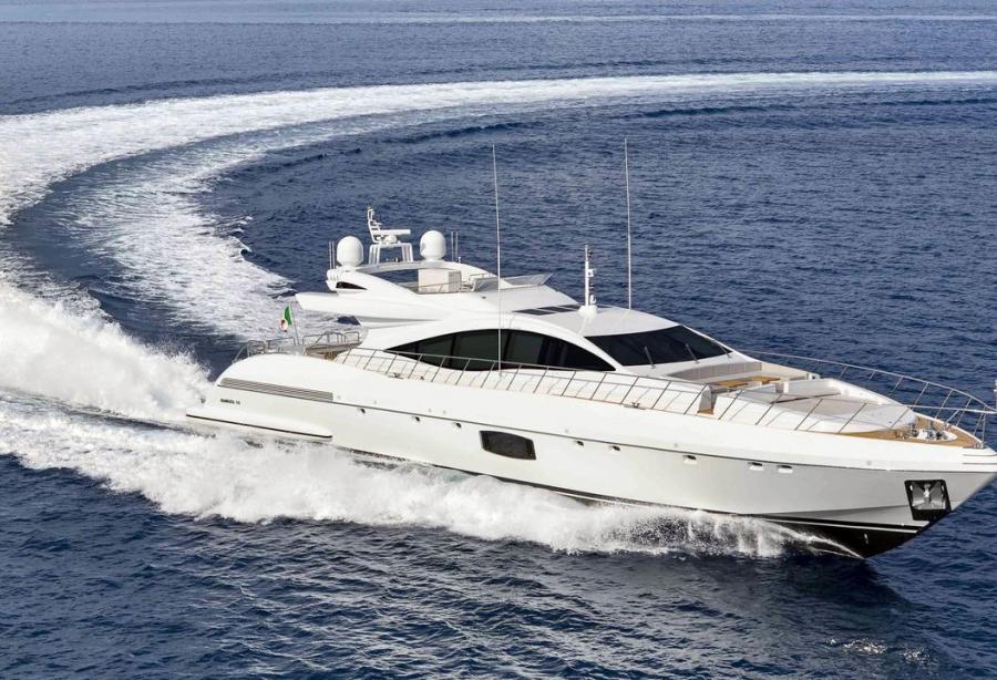 Motor yacht Mangusta 110/04 - Overmarine - Yacht Harbour