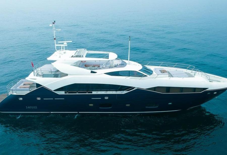Motor yacht Manhattan Express II - Sunseeker - Yacht Harbour