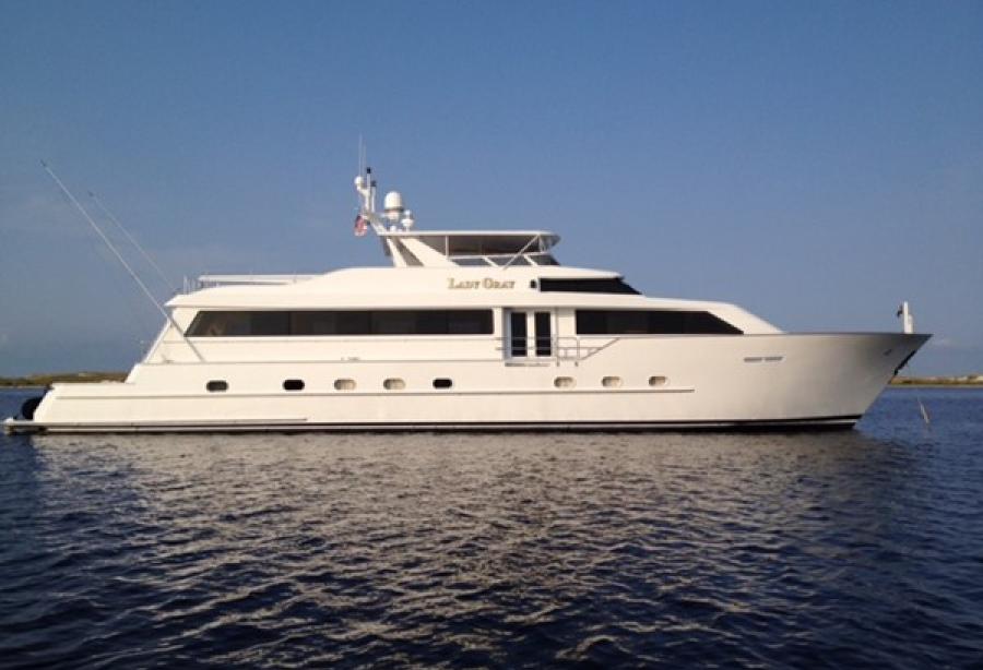 Motor yacht Lady Gray - Broward Marine - Yacht Harbour