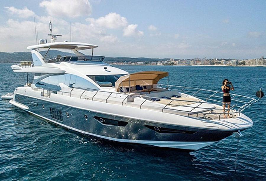 Motor yacht Invictus - Azimut - Yacht Harbour