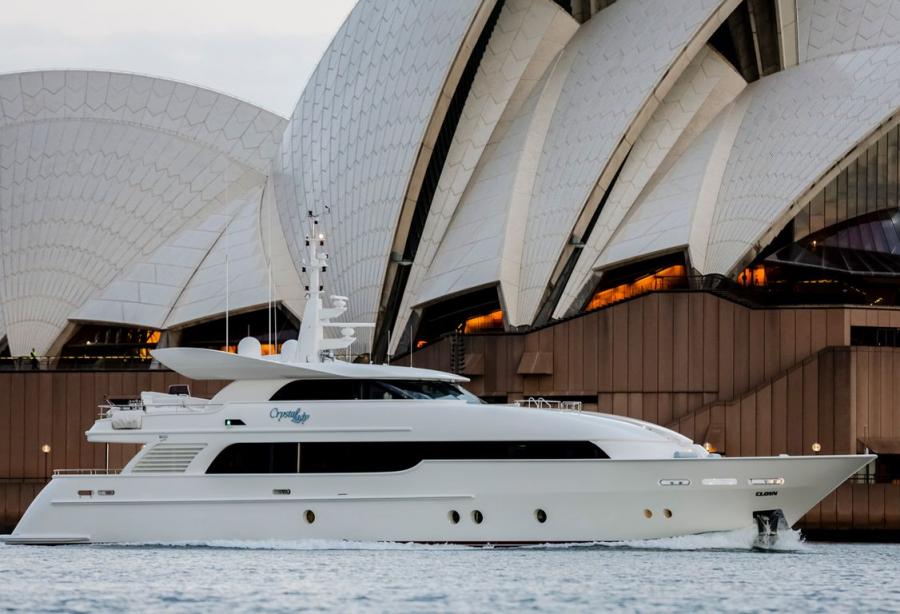 Motor yacht Crystal Lady - Warren Yachts - Yacht Harbour