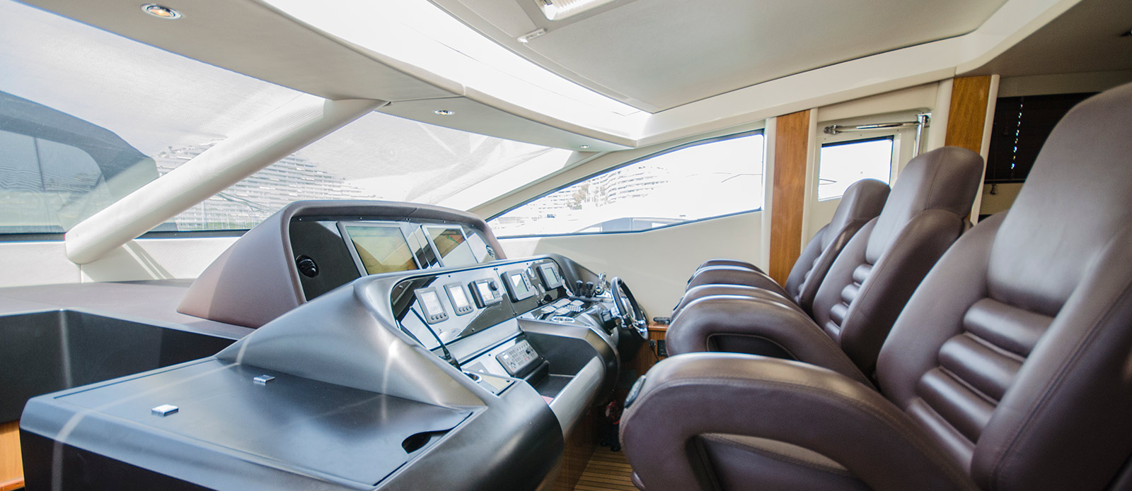 Motor yacht Starry Night - Sunseeker - Yacht Harbour