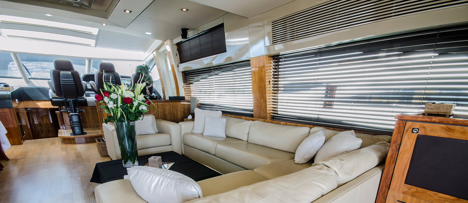 Motor yacht Starry Night - Sunseeker - Yacht Harbour