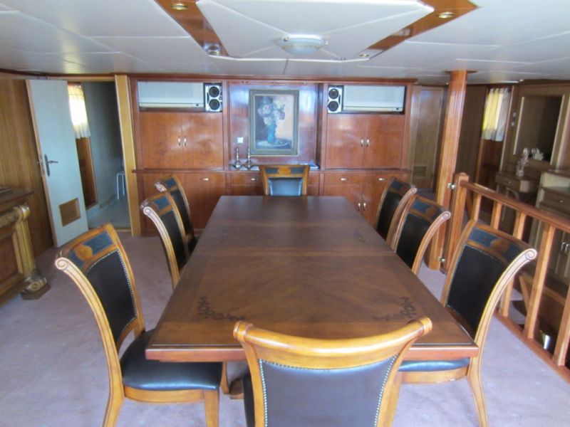 Motor yacht Eliki - Botje Ensing & Co - Yacht Harbour