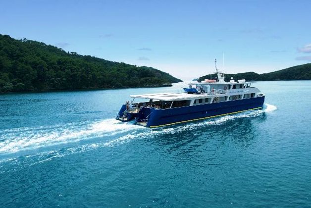 Motor yacht Island Passage - Challenge Marine Nelson - Yacht Harbour