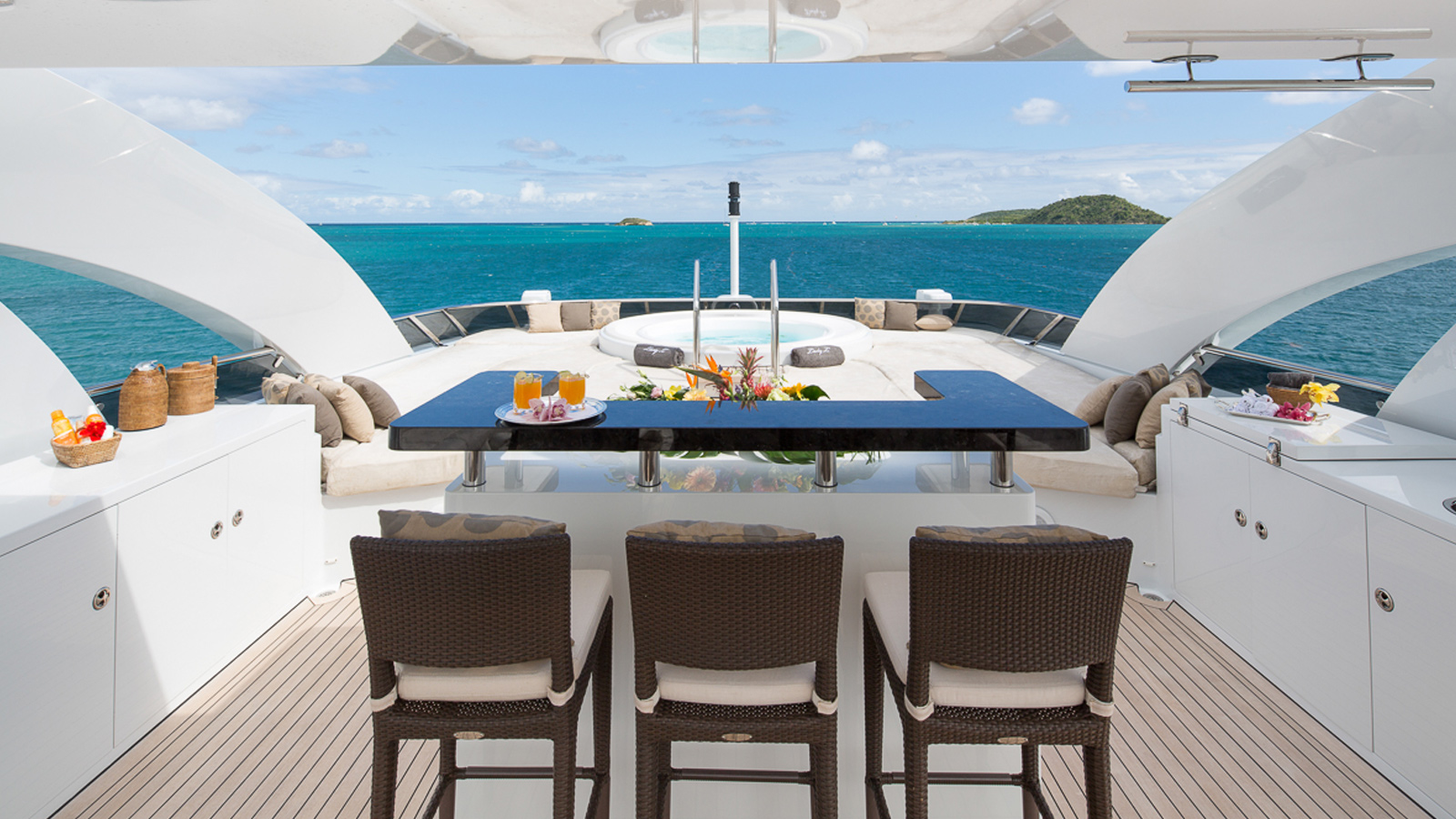 Motor yacht Lady L - Heesen - Yacht Harbour