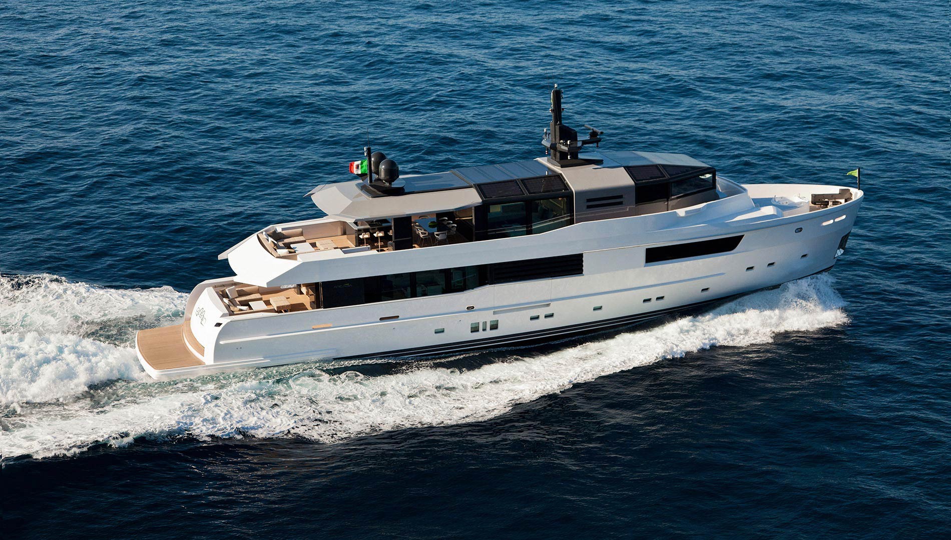 Motor yacht M'Ocean - Arcadia - Yacht Harbour
