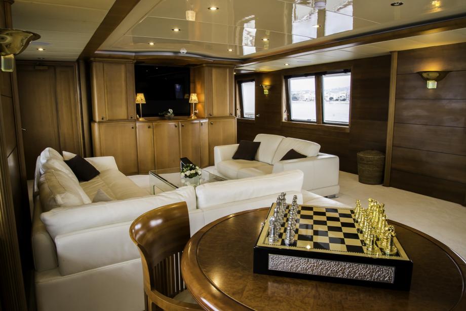 Motor yacht Fiorente - Ferronavale - Yacht Harbour