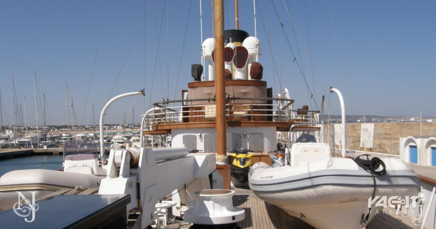Motor yacht SS Delphine - Great Lakes Engineering - Yacht Harbour