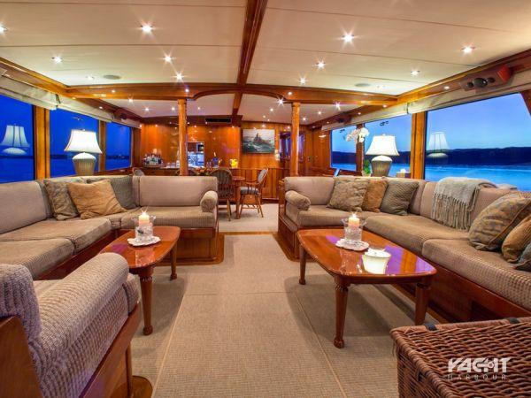 Motor yacht Tumblehome - Lyman Morse - Yacht Harbour