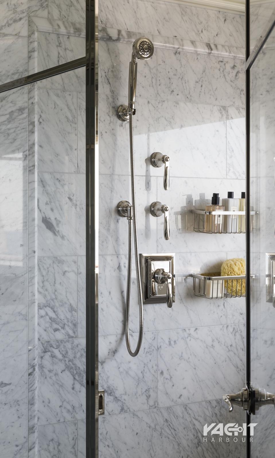 Motor yacht Aquila - Derecktor - Yacht Harbour