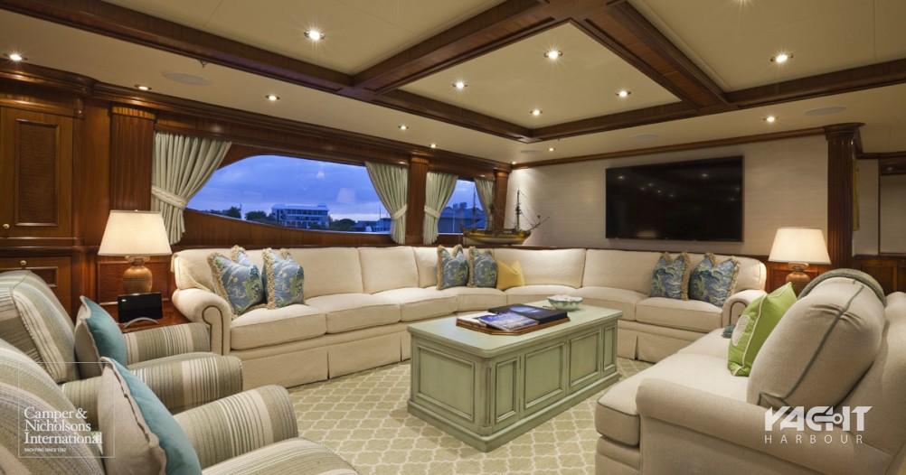 Motor yacht Miss Stephanie - Richmond Yachts - Yacht Harbour