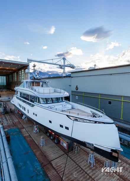 Motor yacht Spring - Dynamiq - Yacht Harbour