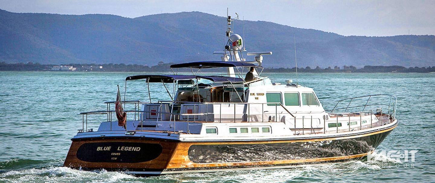 Motor yacht Blue Legend - T. Richardson - Yacht Harbour