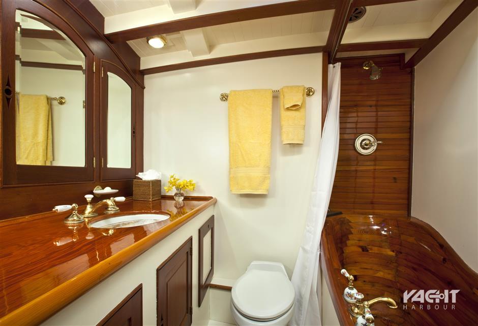 Sailing yacht Whitehawk - O.Lie-Neilsen - Yacht Harbour