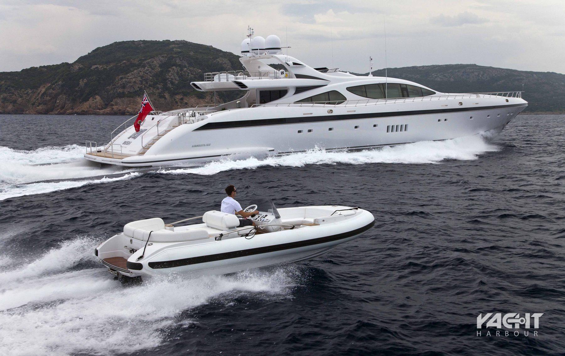 Motor yacht Rush - Overmarine - Yacht Harbour