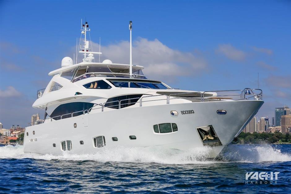 Motor yacht Colette - Sunseeker - Yacht Harbour