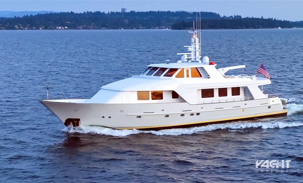 Motor yacht Dozer - Cooper Queenship Yachts - Yacht Harbour