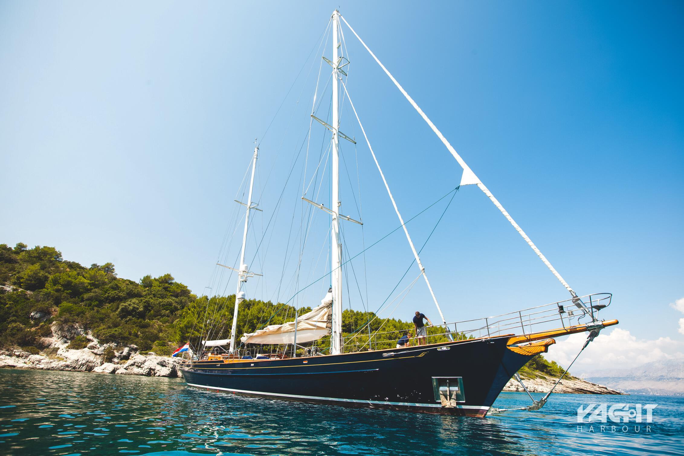 Sailing yacht Lauran - Heliyachts - Yacht Harbour