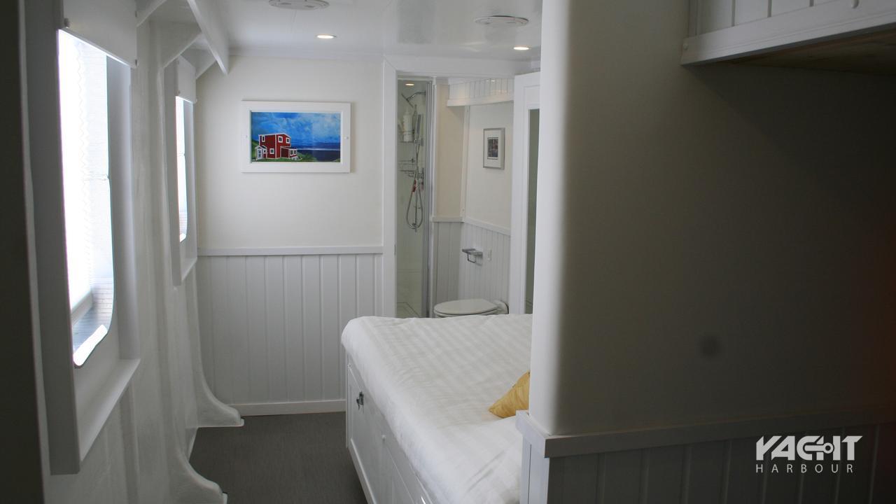 Motor yacht Basilisk - Ocean Voyager - Yacht Harbour