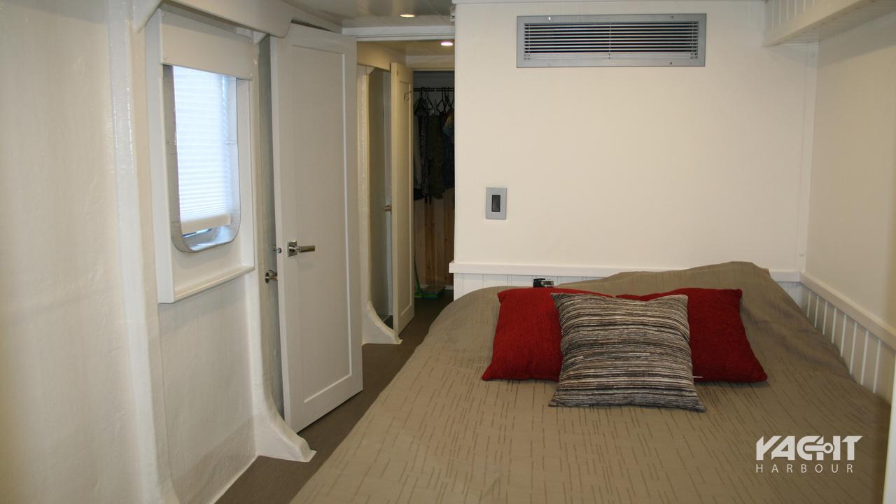 Motor yacht Basilisk - Ocean Voyager - Yacht Harbour