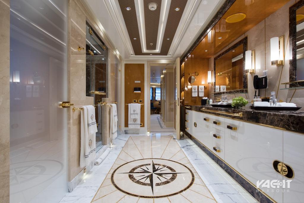 Motor yacht Queen Miri - Neorion Shipyards Syros - Yacht Harbour