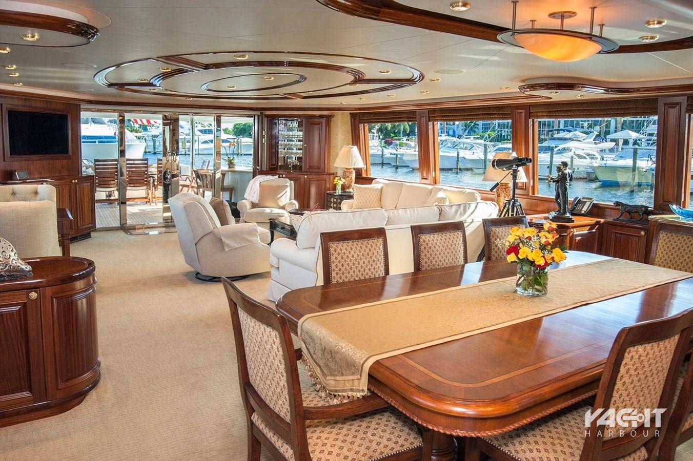 Motor yacht First Light - Westport - Yacht Harbour