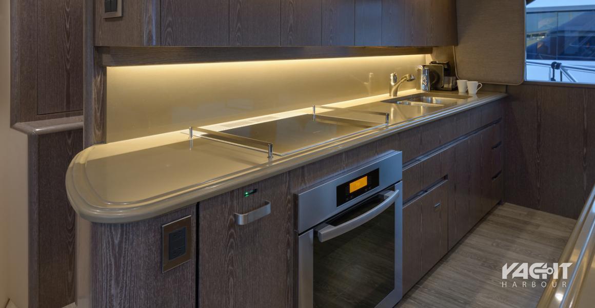 Motor yacht Ata Rangi - Viking - Yacht Harbour