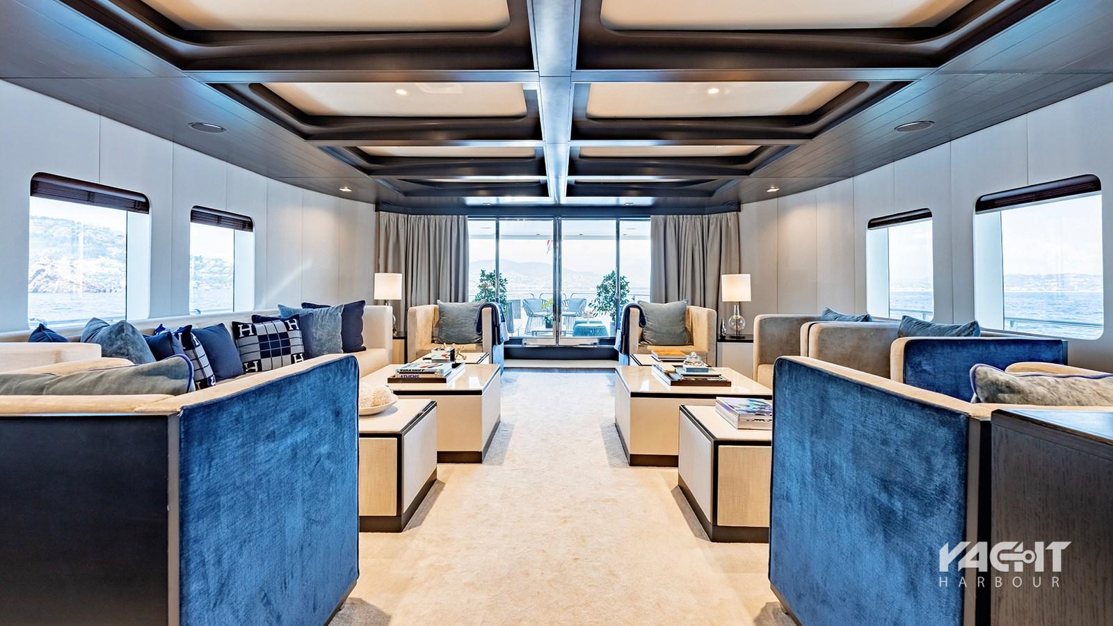 Motor yacht Lotus - Miss Tor - Yacht Harbour