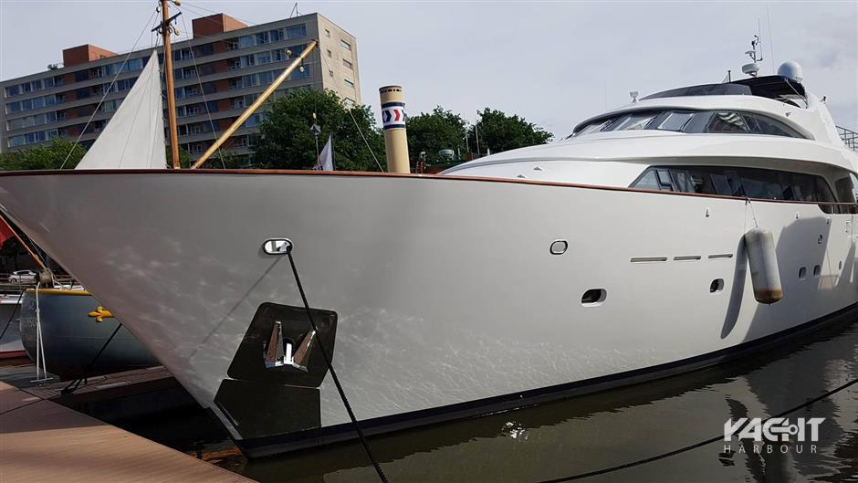 Motor yacht Grey Princess - Bugari - Yacht Harbour