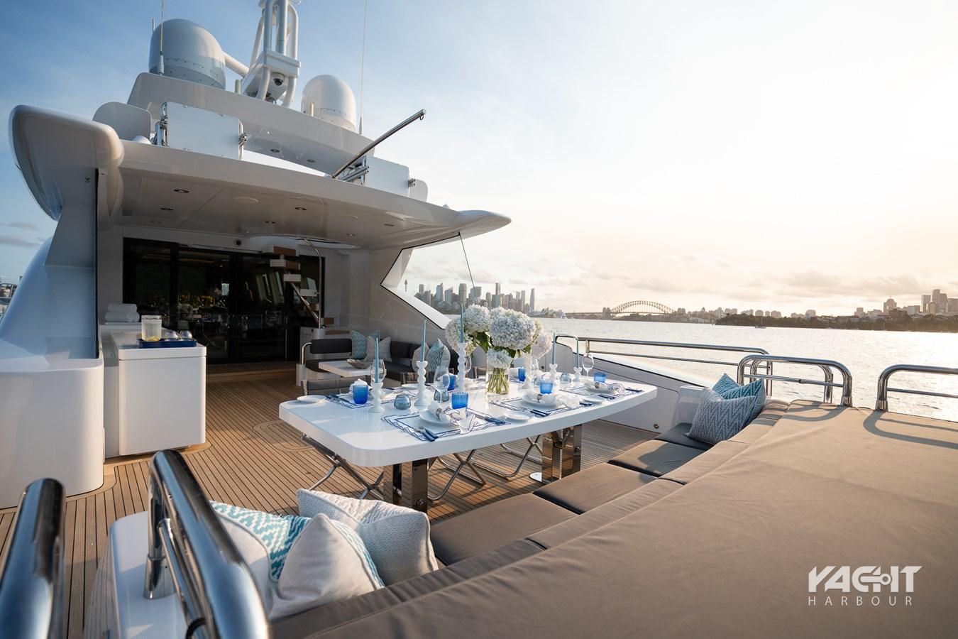 Motor yacht Quantum - Warren Yachts - Yacht Harbour