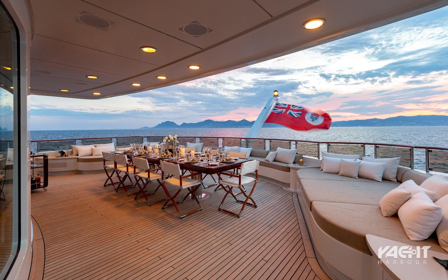 Motor yacht Helios - Oceanco - Yacht Harbour