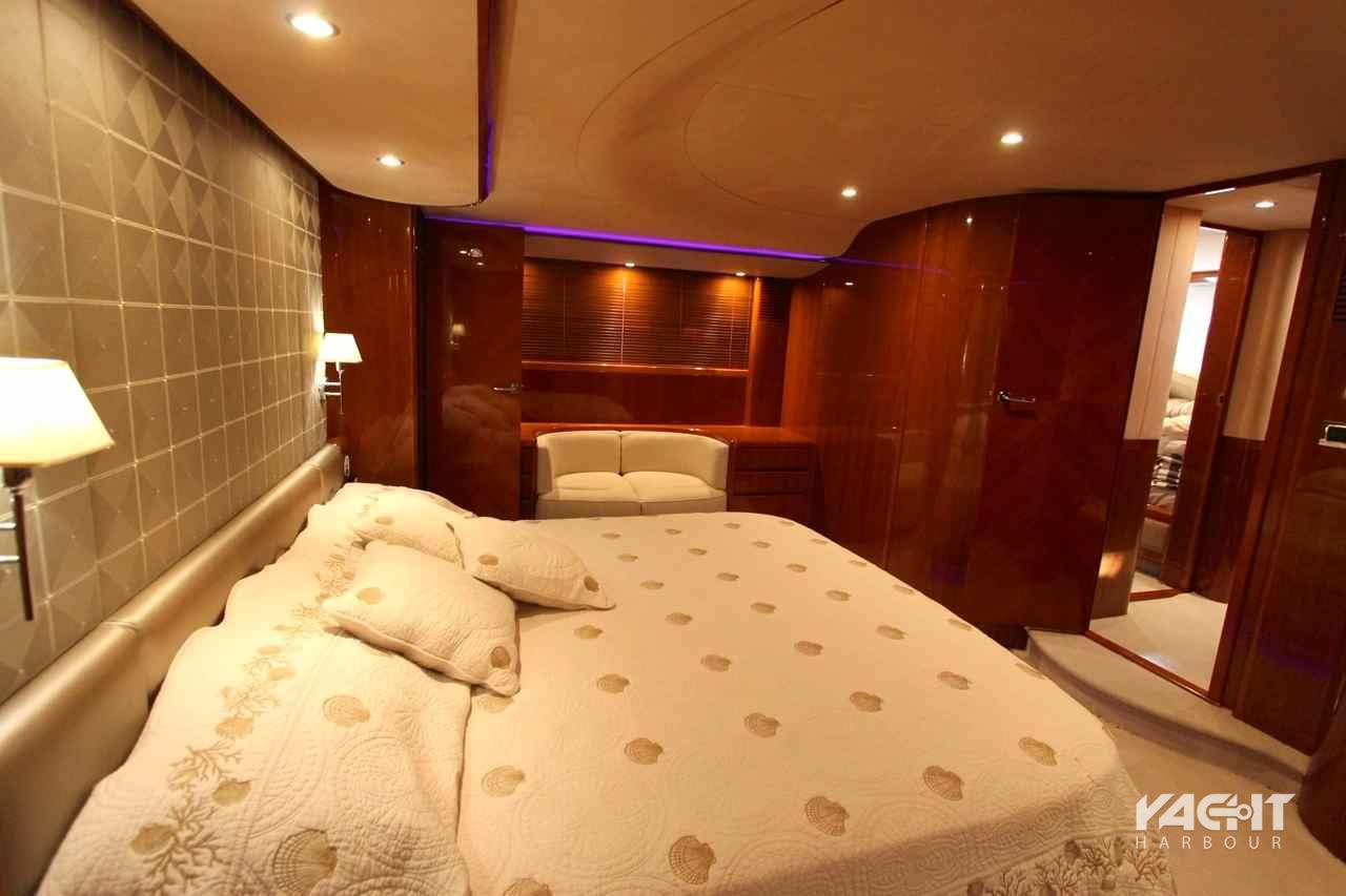 Motor yacht Princess 25 - Princess Yachts - Yacht Harbour