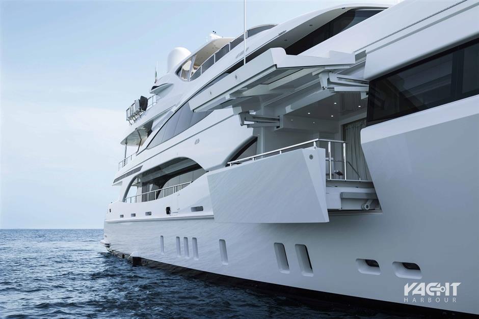 Motor yacht Q95 - Overmarine - Yacht Harbour