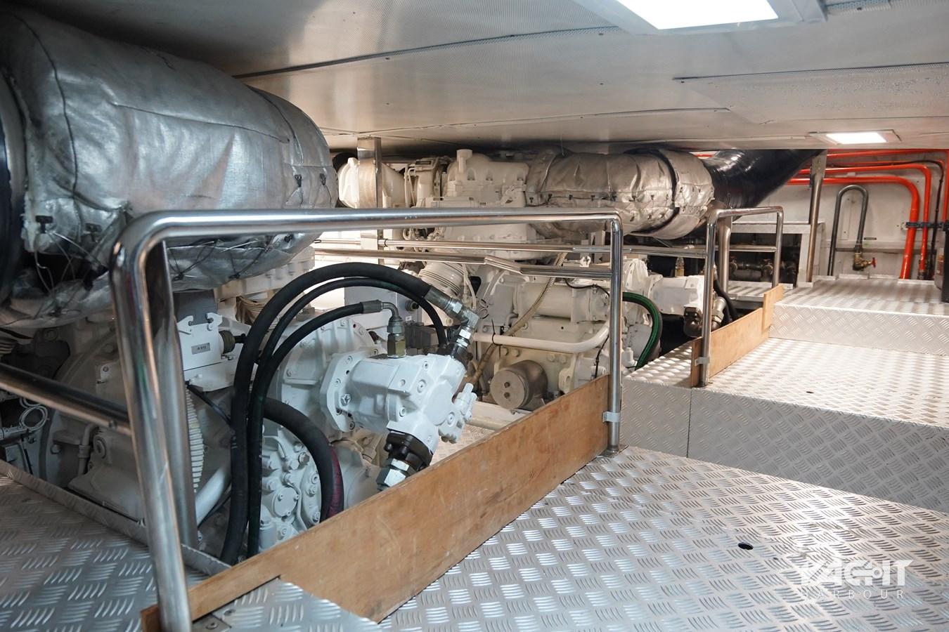 Motor yacht Aquarius - Azimut - Yacht Harbour