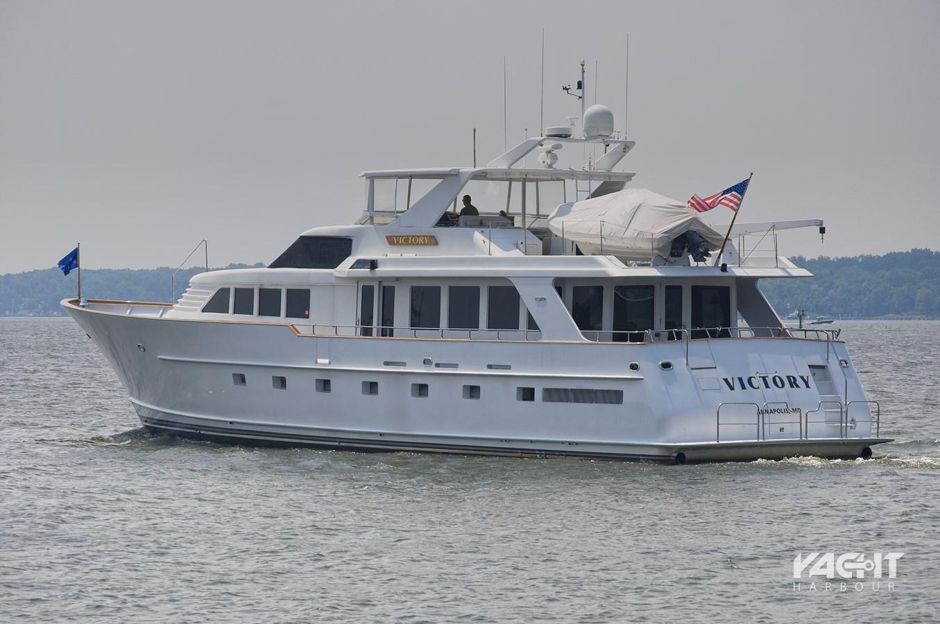 Motor yacht Victory - Burger - Yacht Harbour