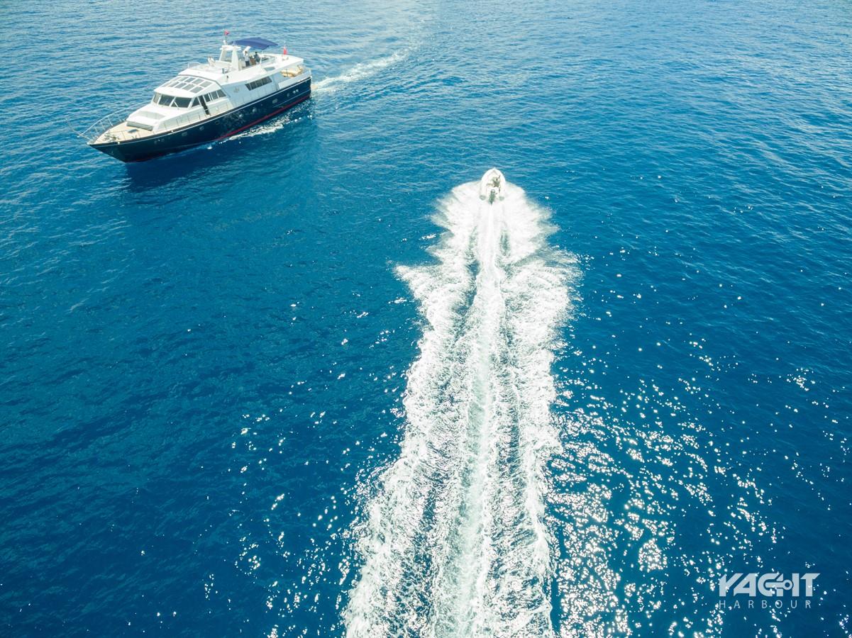 Motor yacht Enigma Blue - Admiral - Yacht Harbour