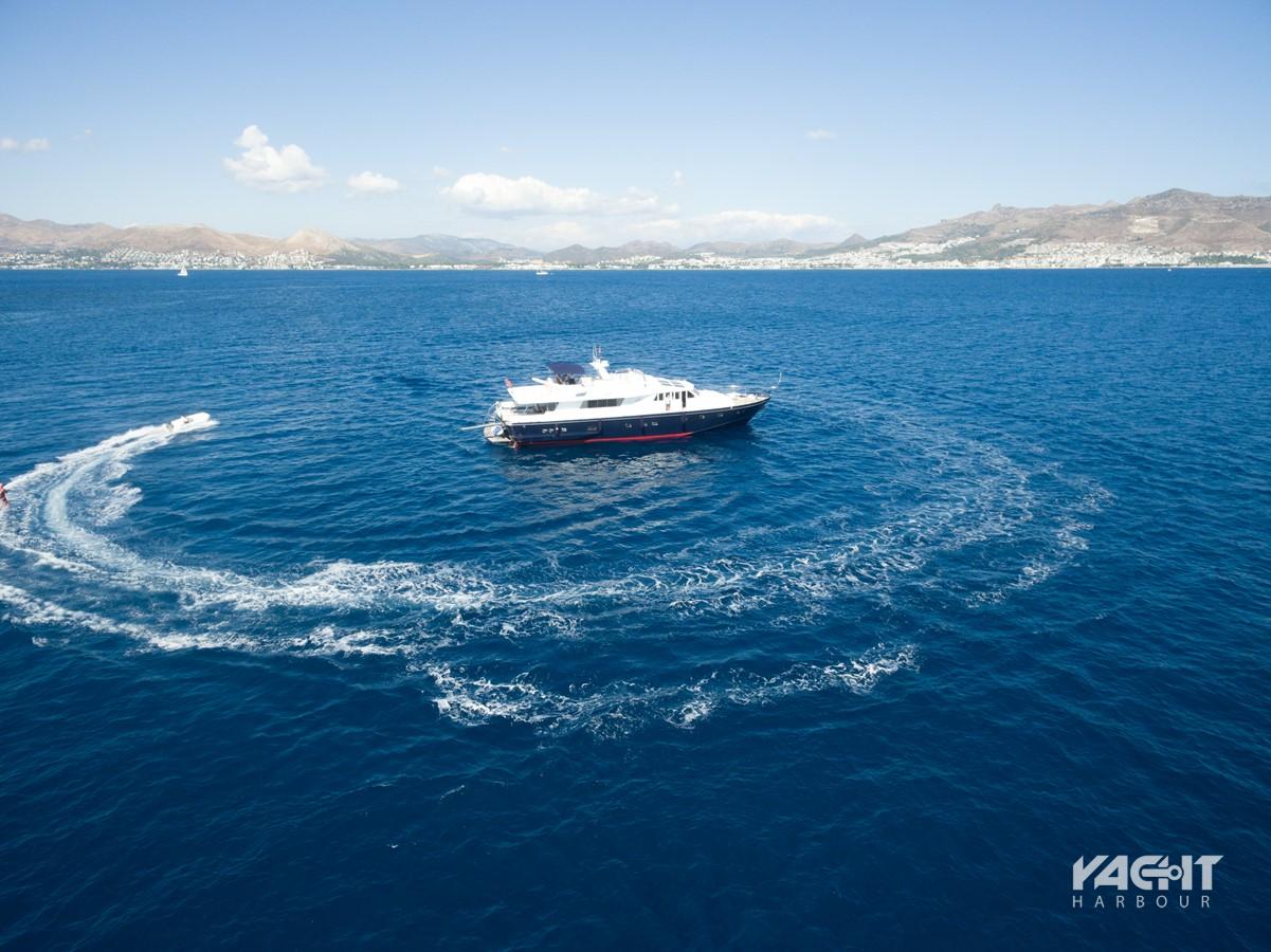 Motor yacht Enigma Blue - Admiral - Yacht Harbour