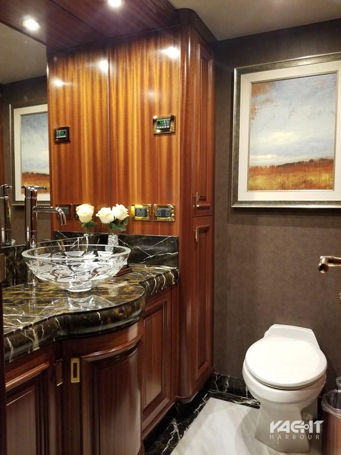 Motor yacht Lady Pegasus - Westport - Yacht Harbour