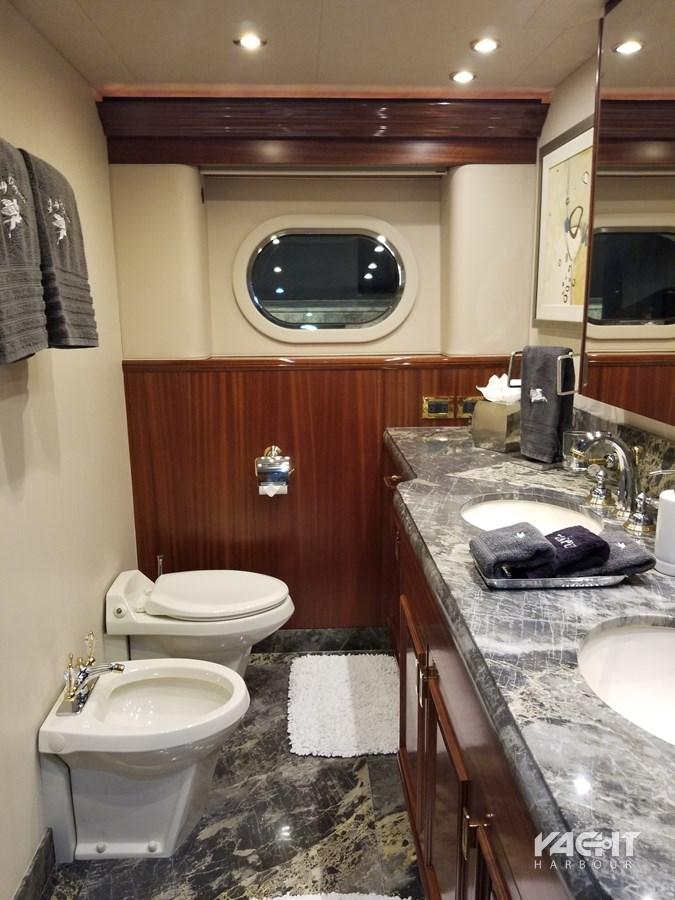 Motor yacht Lady Pegasus - Westport - Yacht Harbour